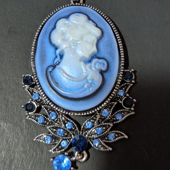 Jewelry | Cameo Out Of Resinplastic | Poshmark